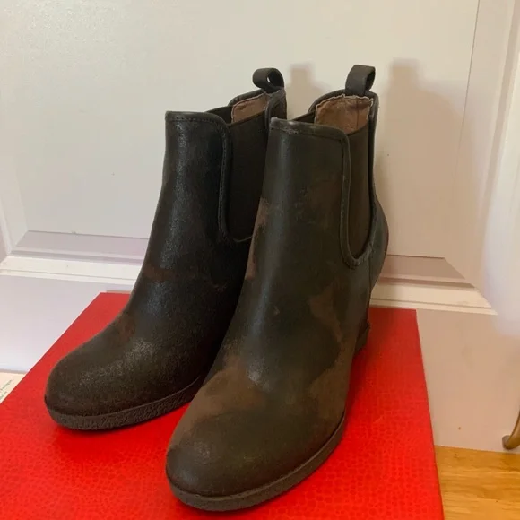 Donald J. Pliner | Shoes | New Donald J Pliner Dillon Suede Ankle Boots ...